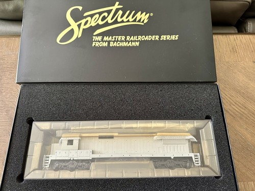 Spectrum GE Dash 8-40C Locomotive Engine -Undecorated HO Gauge OPEN BOX ...