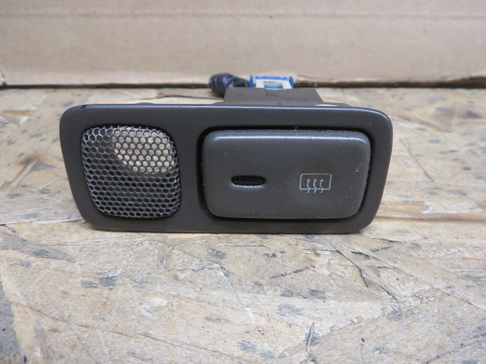 INFINITI Q45 Q 45 91-95 1991-1995 REAR DEFOG DEFROST DEFOGGER SWITCH w ...