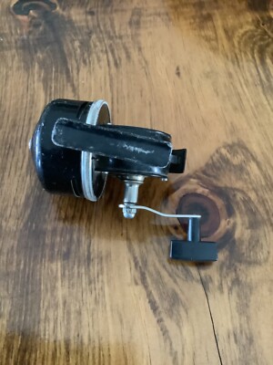 Casting Reels - Vintage Shakespeare Push Button Wondercast