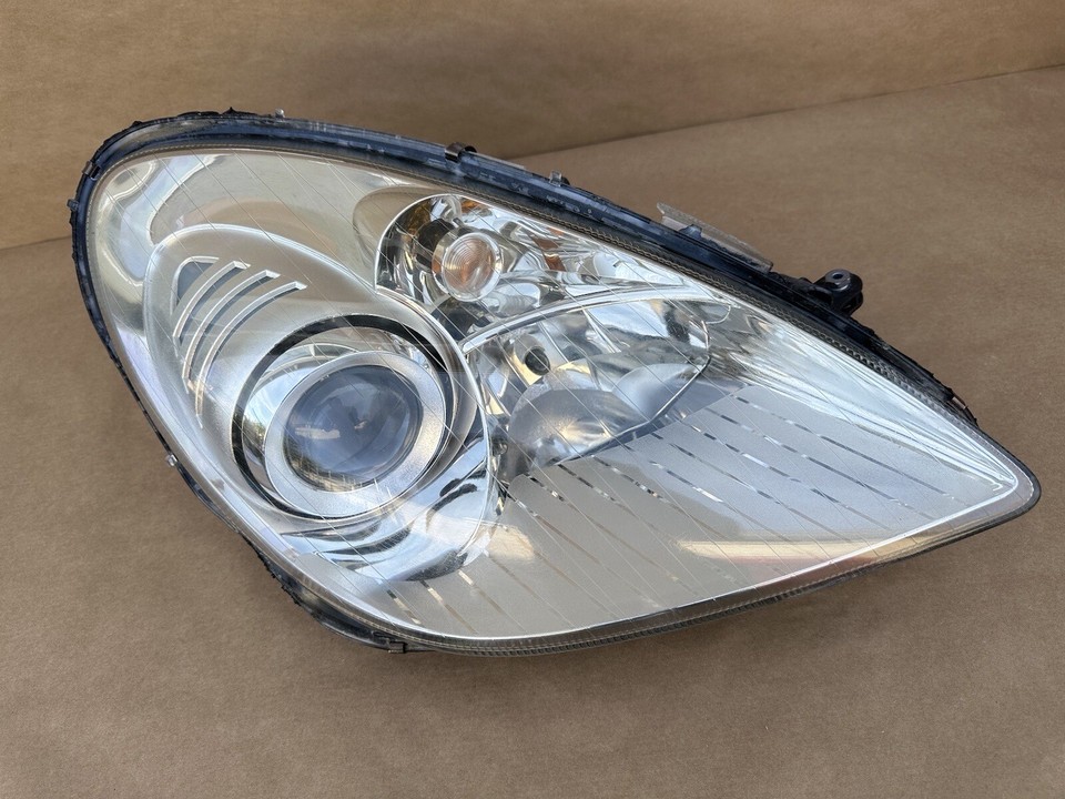 05-11 Mercedes R171 SLK280 SLK350 SLK55 Right Side Xenon Headlight ...