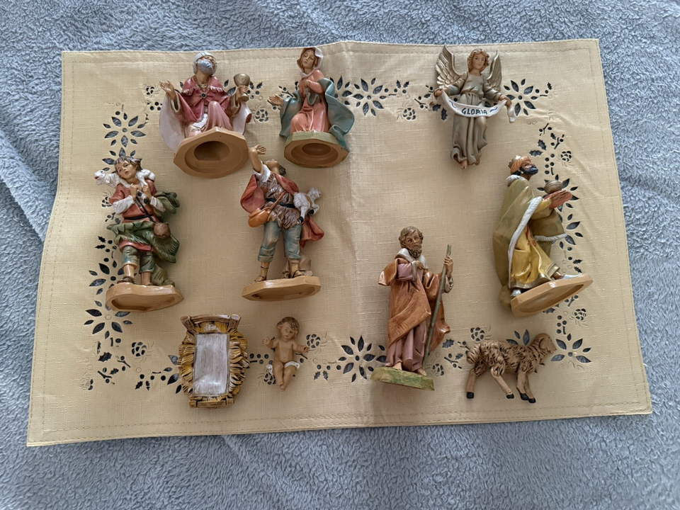 Fontanini Heirloom Nativity 6 Figure Set w. Stable + Kings Micah + 2002 ...