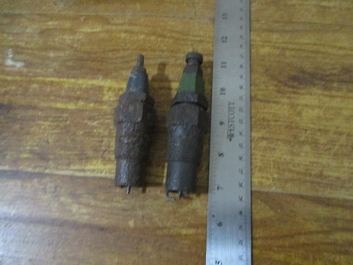 Two SPLITDORF Vintage Antique Spark Plug Extra Long Reach 4 Motor Car ...