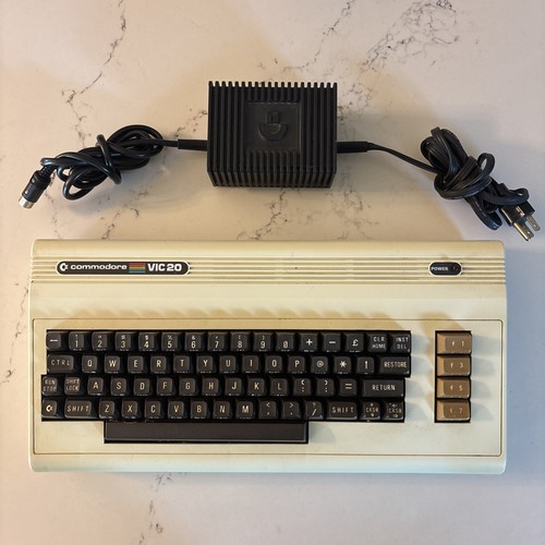 Commodore VIC-20 Computer System With Power Cord Turns On | eBay