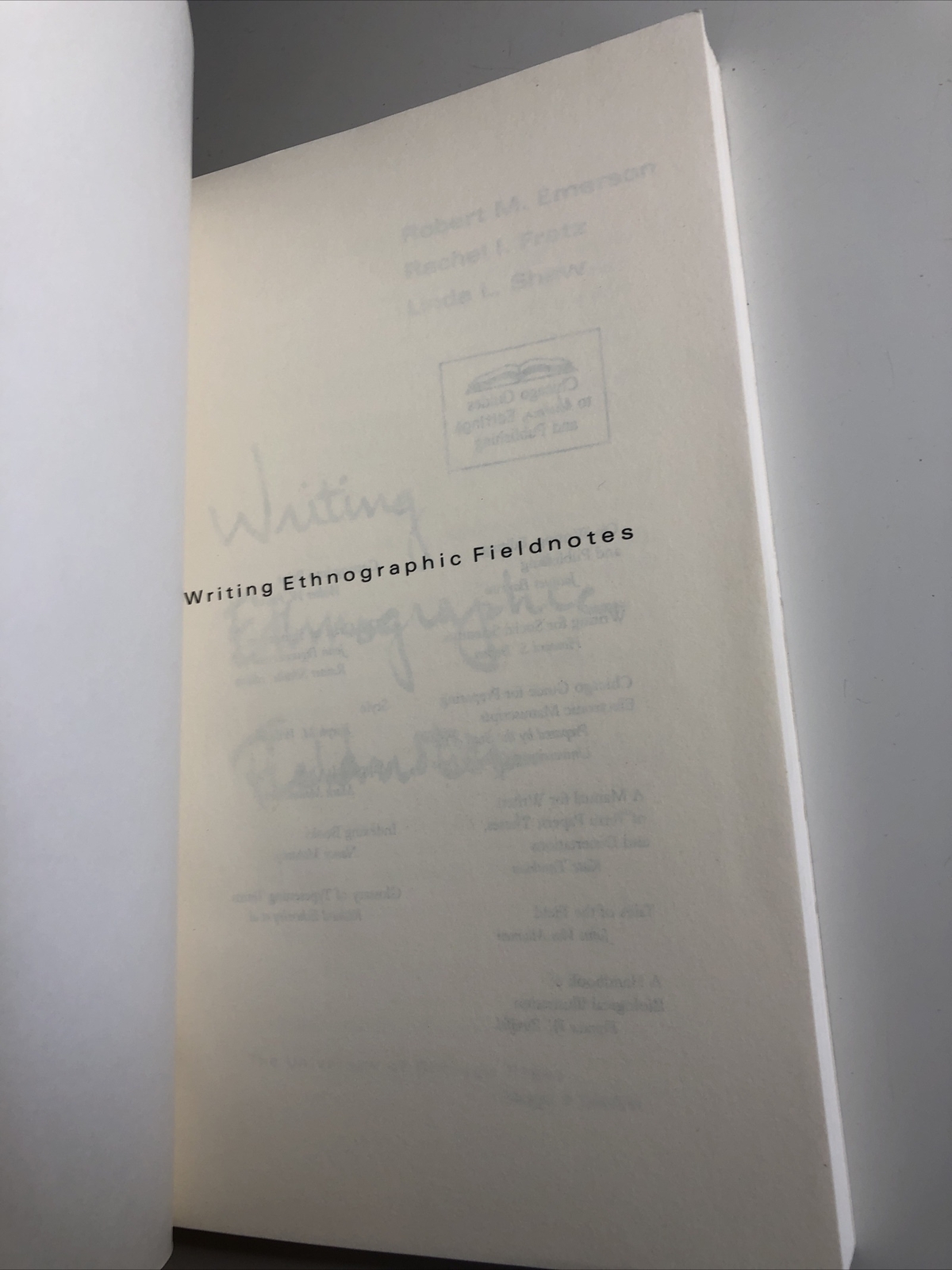 Writing Ethnographic Fieldnotes Robert M. Emerson Linda Shaw PB ...