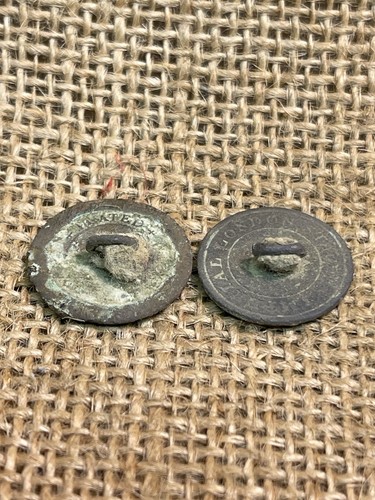 Two Dug Revolutionary War Colonial Period Flat Buttons With Thread In ...