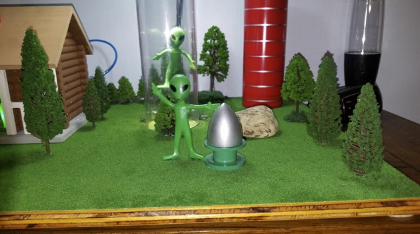 12 Bendable Green Alien Action Figure Outer Space Rubber Toys - Area 51 ...
