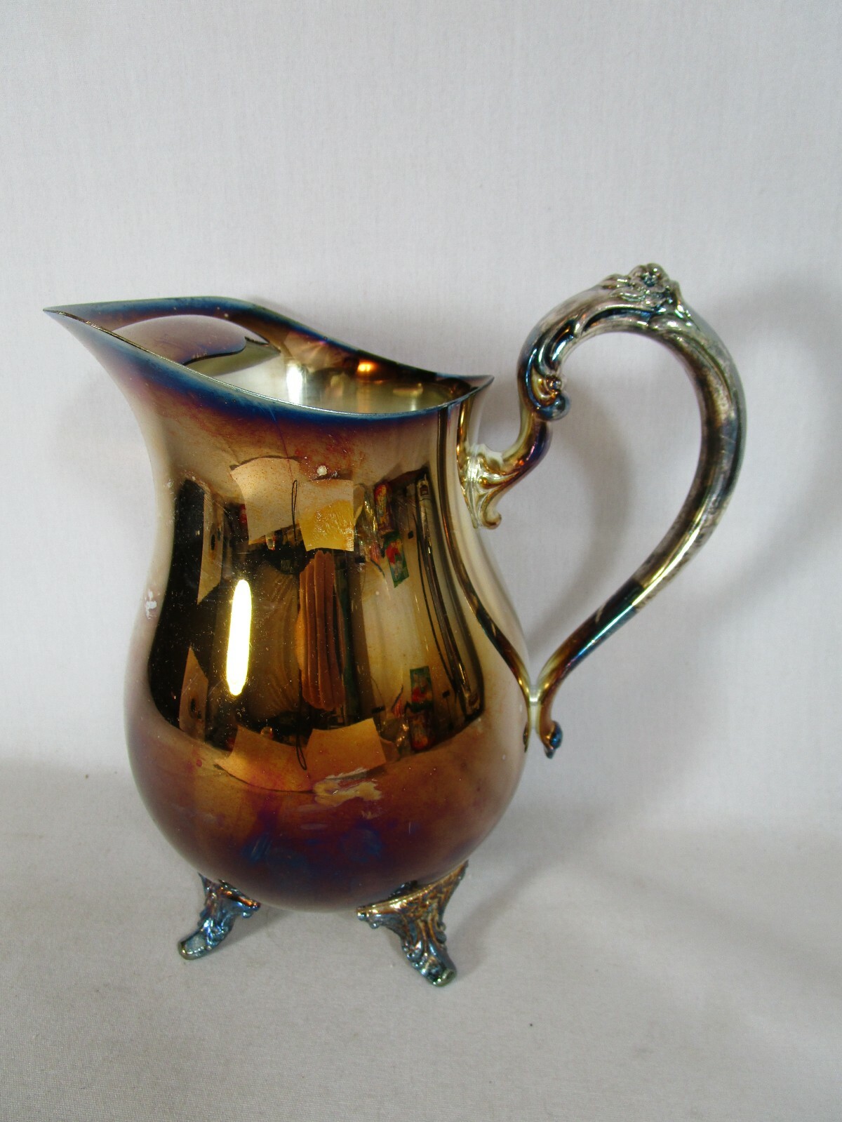 ONEIDA Vtg Silverplate Water Pitcher Ornate Decorative Footed with Ice ...