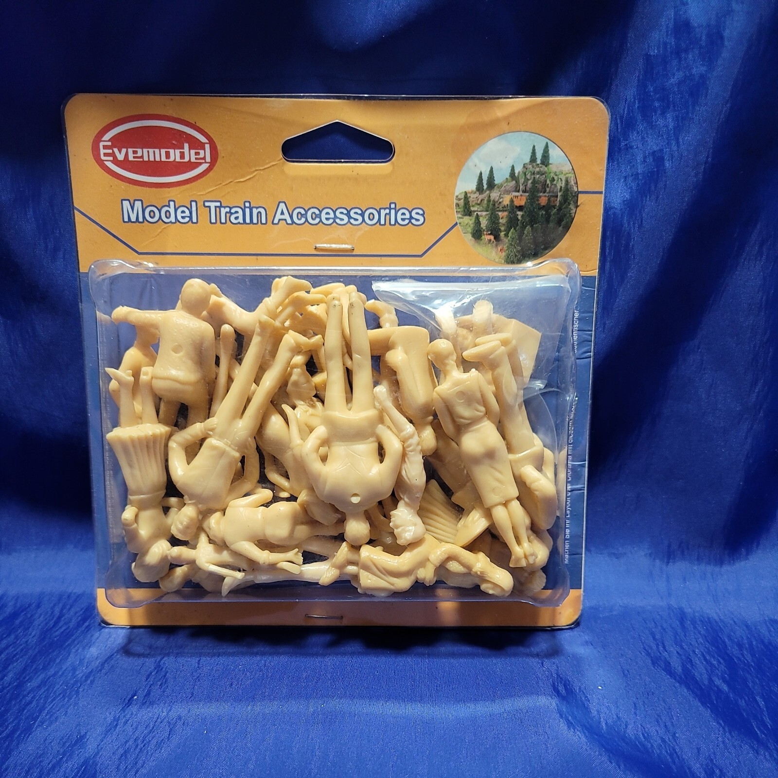 EVEMODEL MODEL TRAIN ACCESSORIES 24pcs Model 1:25 Unpainted. New in ...