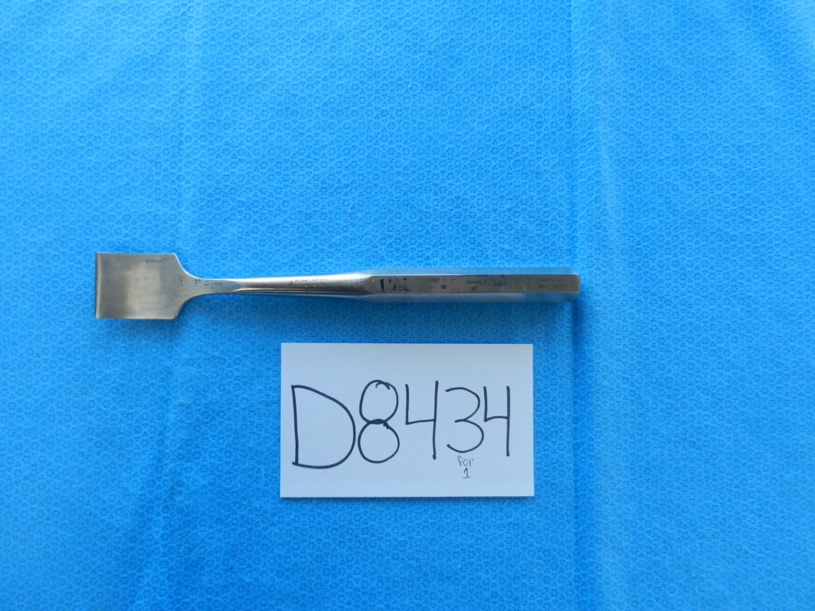 D8434 Richards Surgical Hibbs 1 1/4" Curved Orthopedic Chisel 11-0339 ...