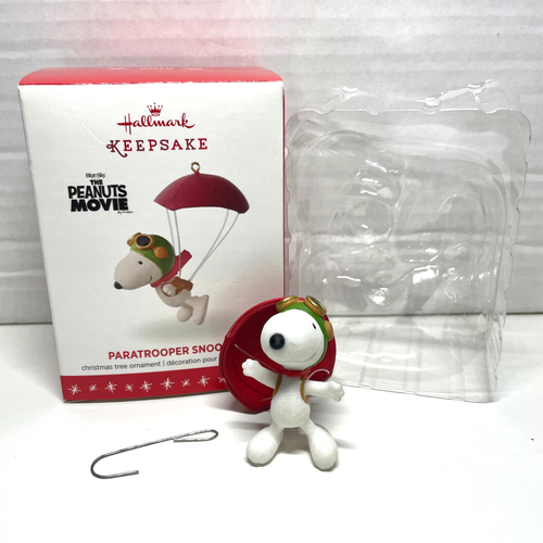 2016 Hallmark Keepsake - Paratrooper Snoopy - The Peanuts Movie ...