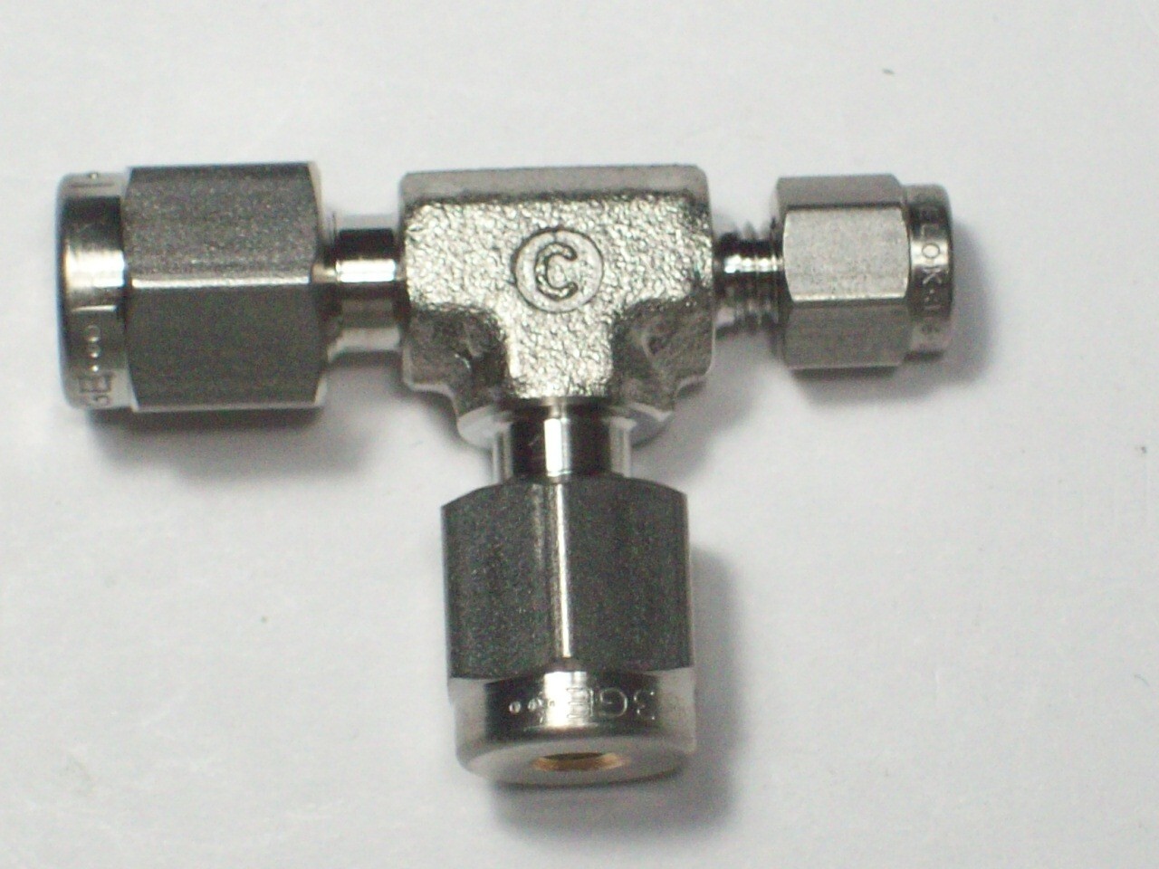 1- Swagelok Stainless Steel Reducing Union Tee, 1/8" OD x 1/16" OD, SS-200-3-1-2 | eBay