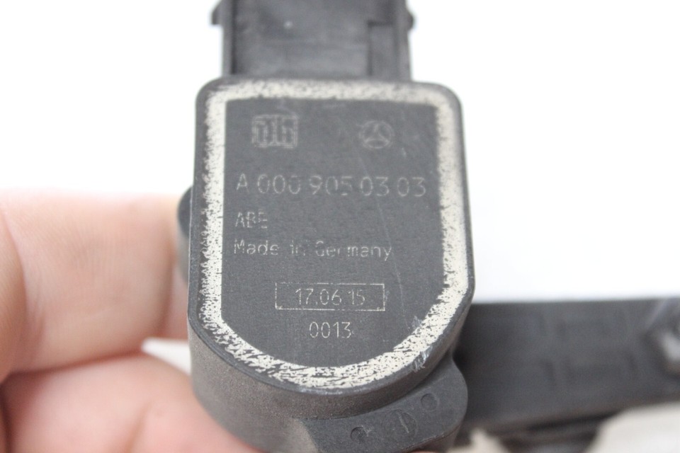 R231 Mercedes Rear Headlight Angle Suspension Height Level Sensor Left ...