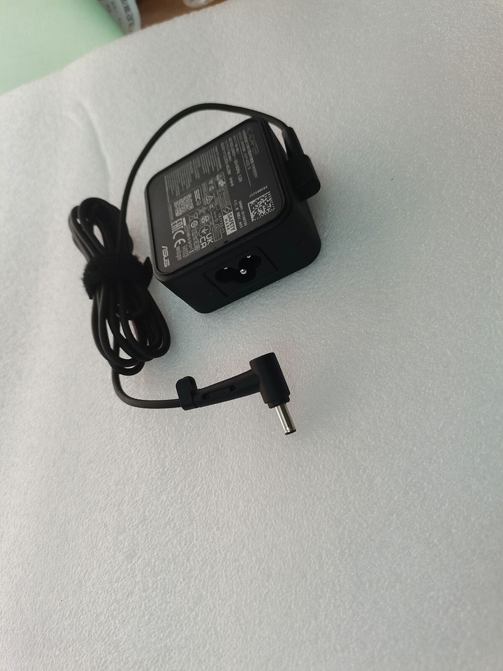 Genuine 19V 2.37A ADP-45ZE B for Asus VivoBook X515J X515JA 4.0mm 45W ...
