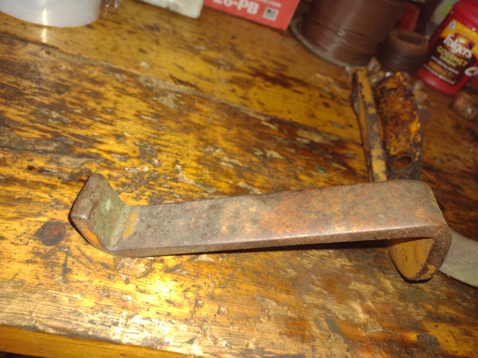VINTAGE MINNEAPOLIS MOLINE Z TRACTOR FOOT RESTS Rh Lh Set Foot Brackets ...