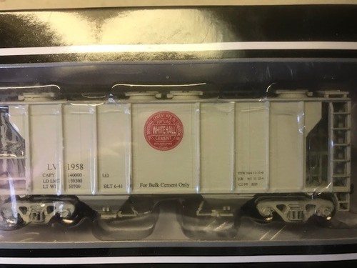 HO scale Custom Whitehall Cement covered hopper Lehigh Valley LV Atlas ...