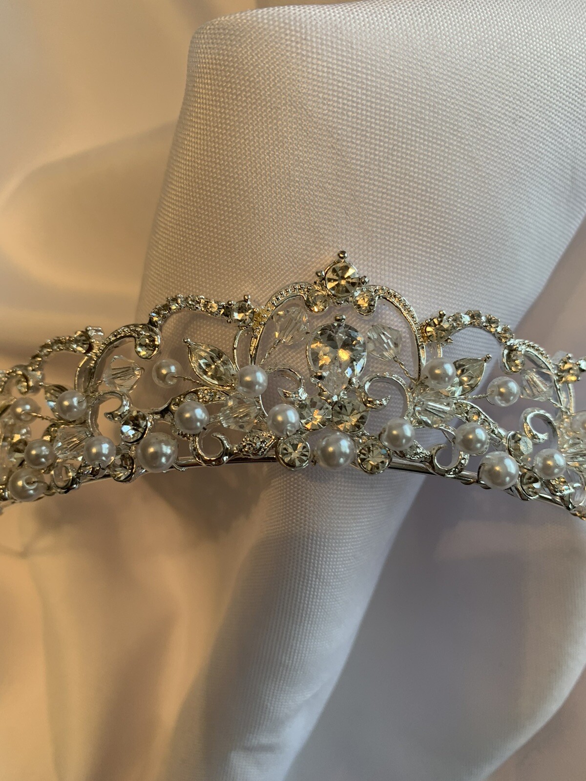 DAVID’S DAVIDS BRIDAL TIARA 623 SILVER WHITE PEARL RHINESTONE SCROLL ...