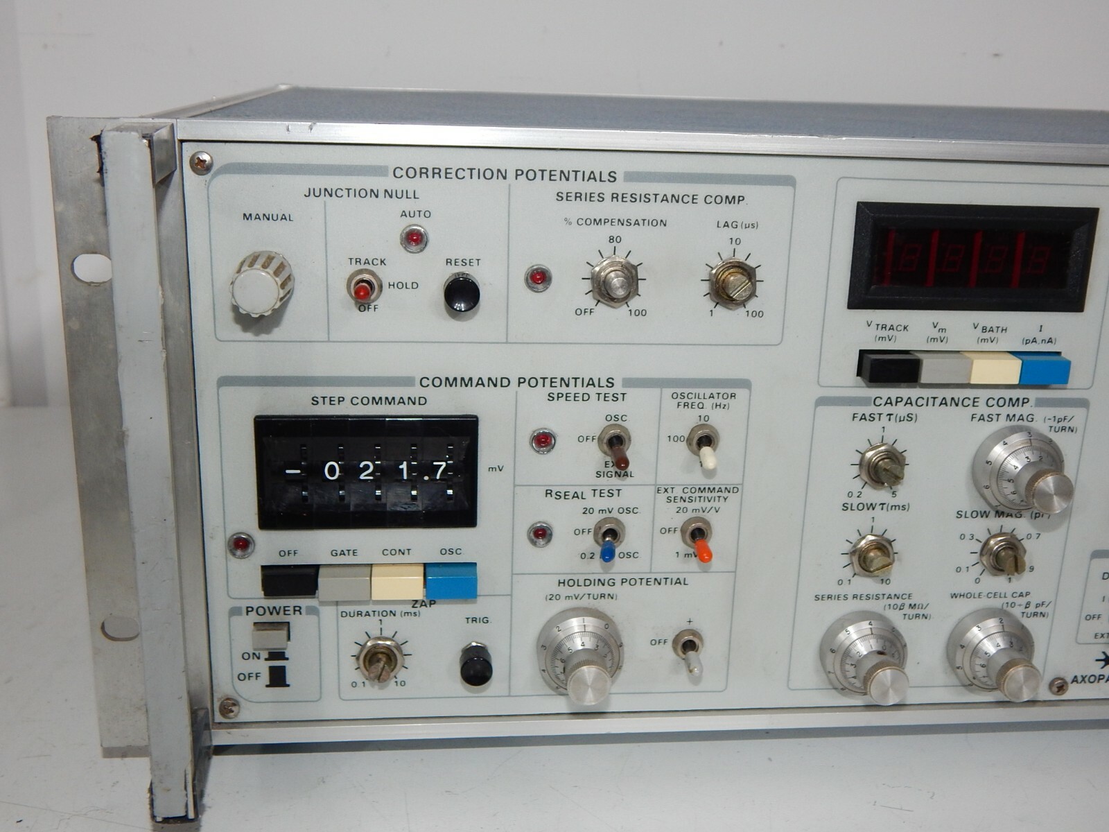 Messgerät AXON INSTRUMENTS AXOPATCH-1D Patch Clamp | eBay.de