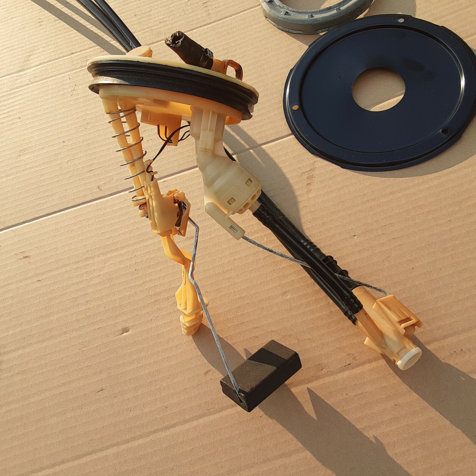 BMW 1995-03 E39 525 528 530 540 FUEL RANK LEVEL INDICATOR 16141183179 ...