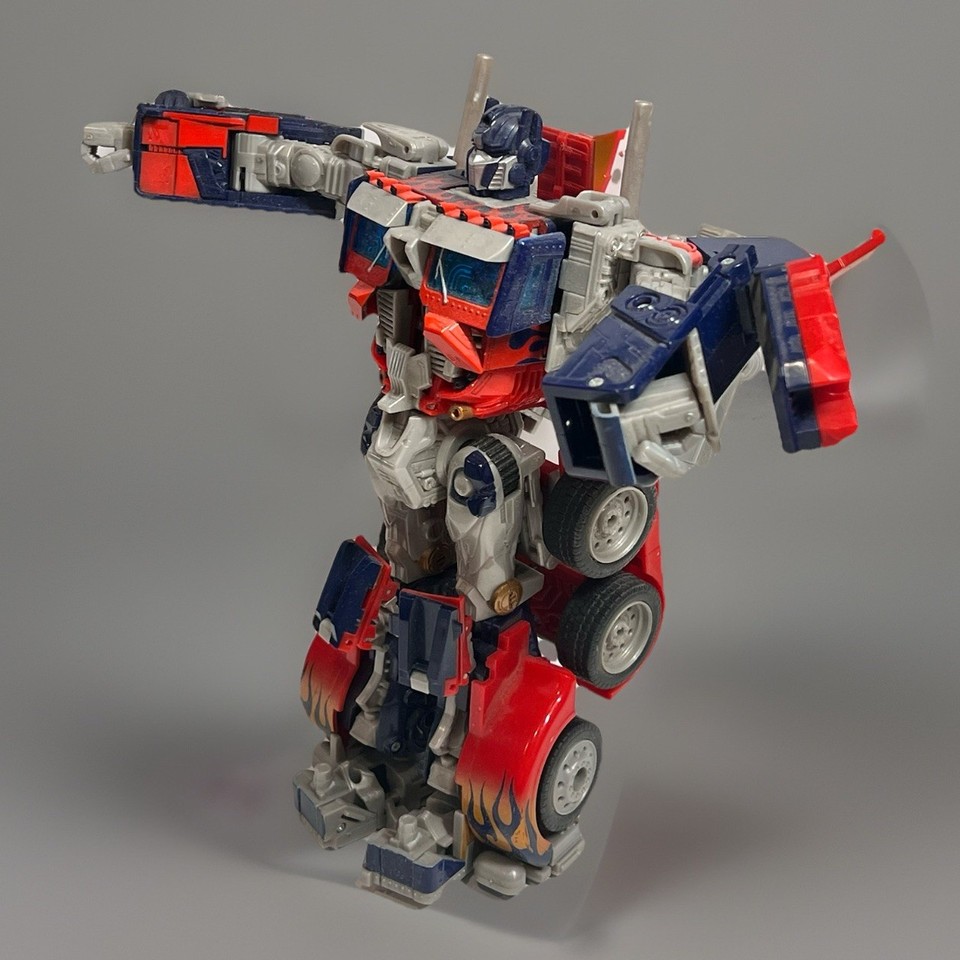 Hasbro Transformers 2007 Optimus Prime Leader Class Action Figure As Is ...