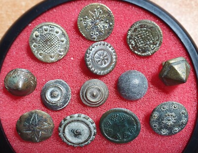 CHEAP LOT OF 13 ANTIQUE Bronze and Miscellaneous Metal Buttons. Weight ...