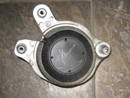 2016 2017 2018 MERCEDES C300 C350e ENGINE LEFT MOTOR MOUNT PART ...