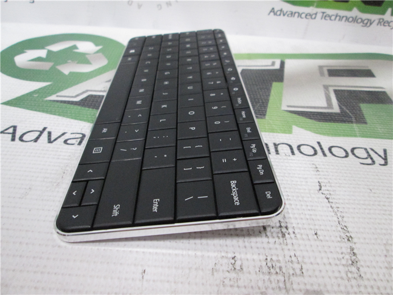 Microsoft Wedge Mobile Bluetooth Keyboards Model 1521 w/ Cover Lot of 3 ...