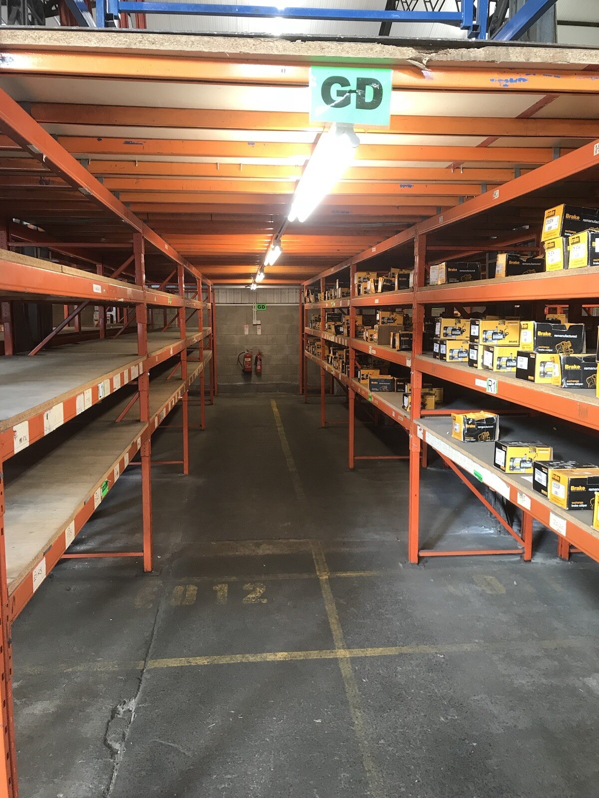 RediRack Pallet Racking - Warehouse Shelving- Heavy Duty - Industrial ...