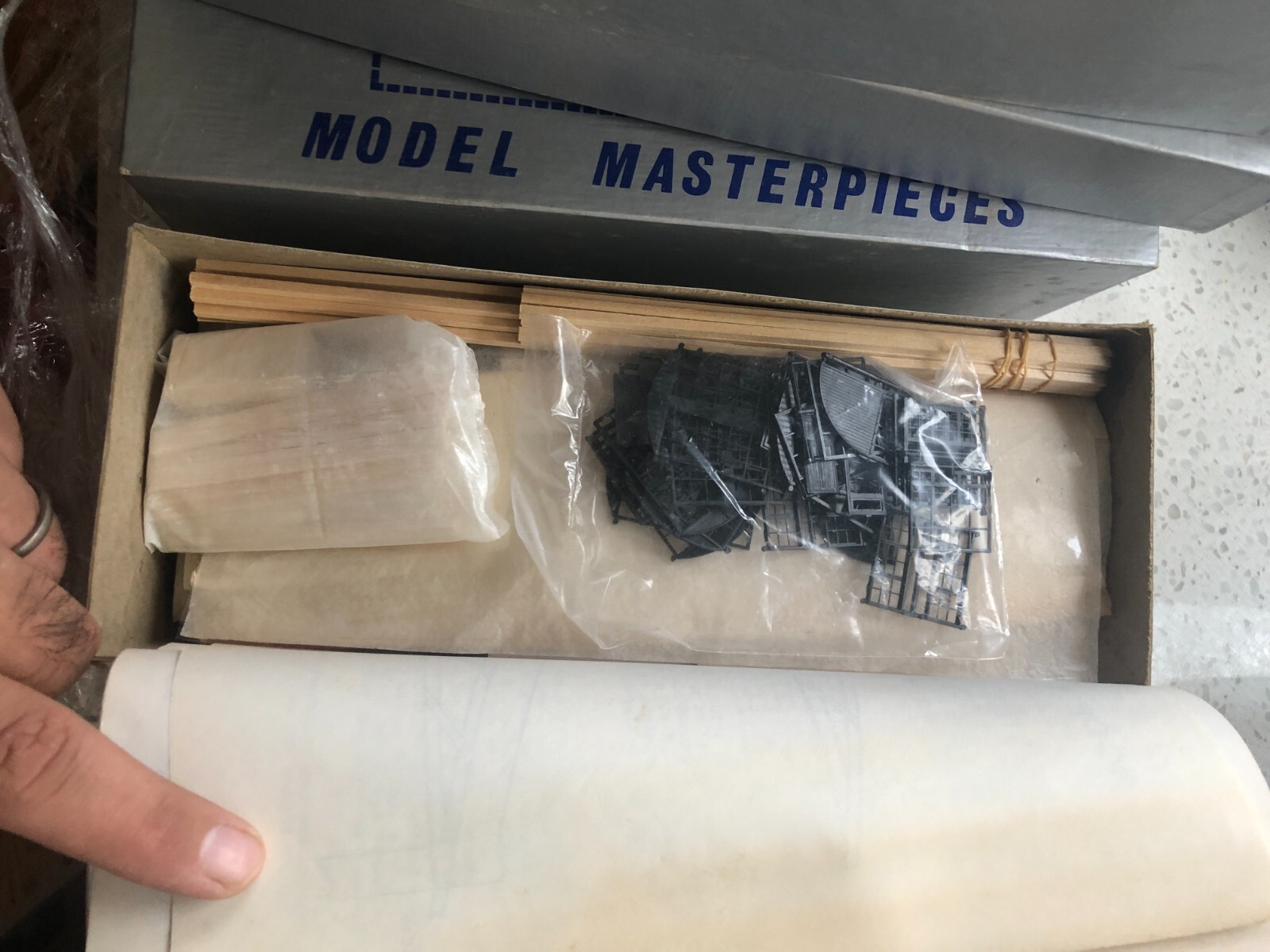 [T-HO] Model Masterpieces #119 2 Stall Stone Engine House | eBay