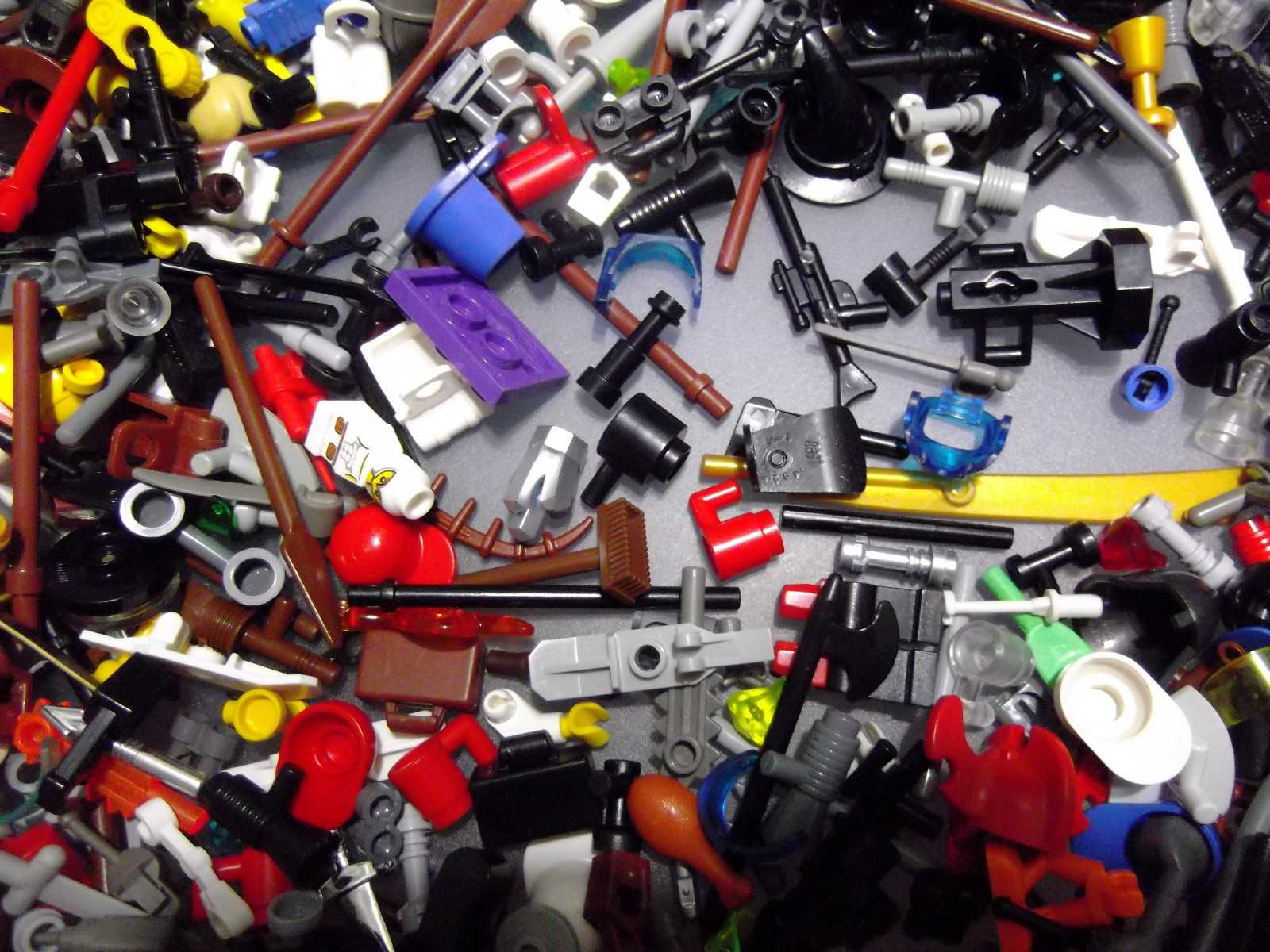 ☀️BRAND NEW 50 RANDOM LEGO MINIFIG Accessories BULK LOT MINIFIGURES ...