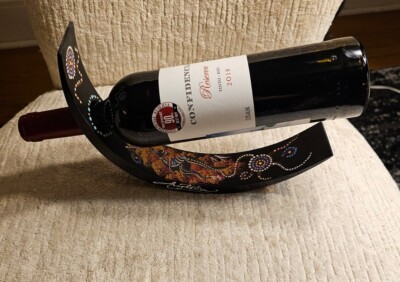Wine Bottle Holder Decanting Cradle Stand Counter Balance Kangaroo ...