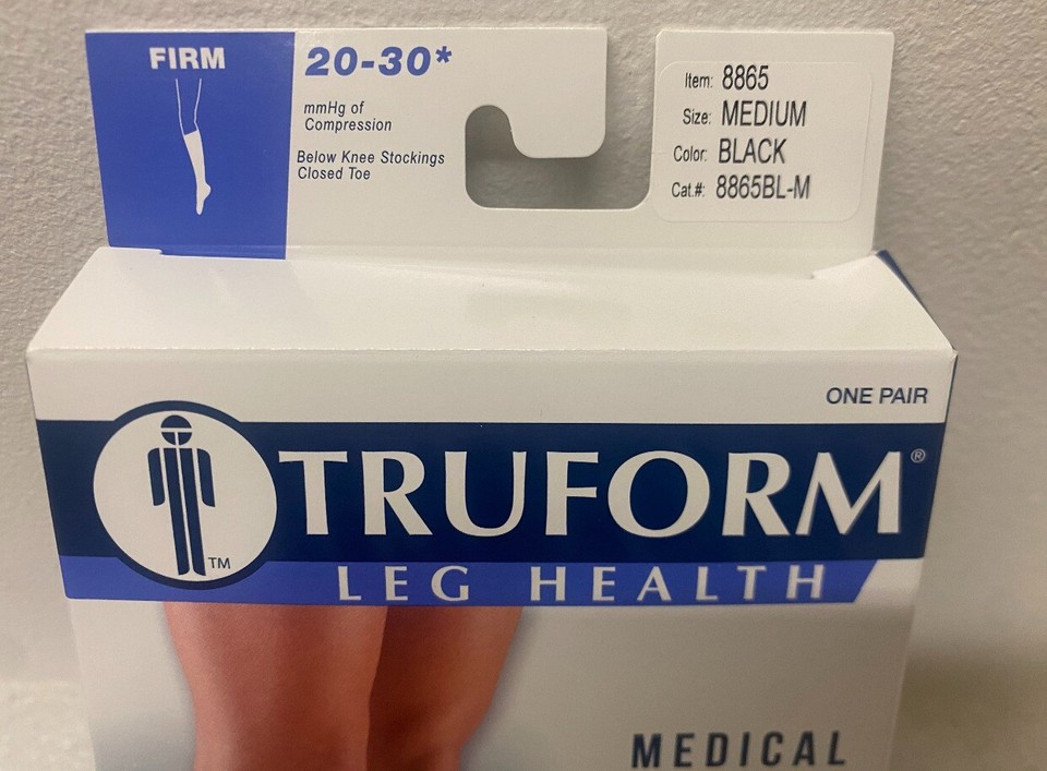 Truform 8865BL-M Medium Black Compression Stockings Knee Closed Toe 20 ...