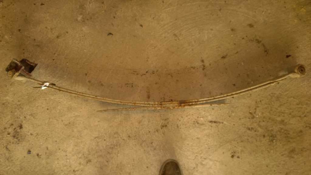 1991 FORD EXPLORER REAR LEAF SPRING CODE V 3-LEAF 13699 | eBay
