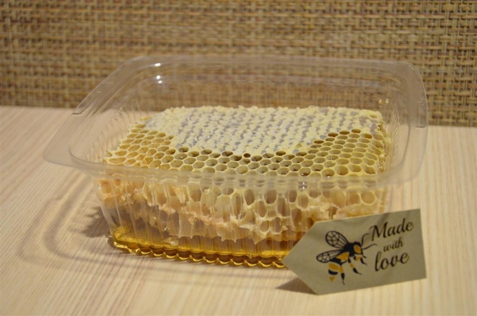 Natural Pure Raw Honeycomb Squares 100% Organic Just Fresh From Bee ...