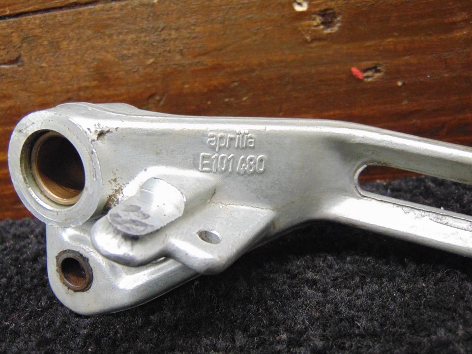 APRILIA RSV1000 RSV 1000 MILLE 1999 REAR BRAKE LEVER AP8135925 | eBay UK