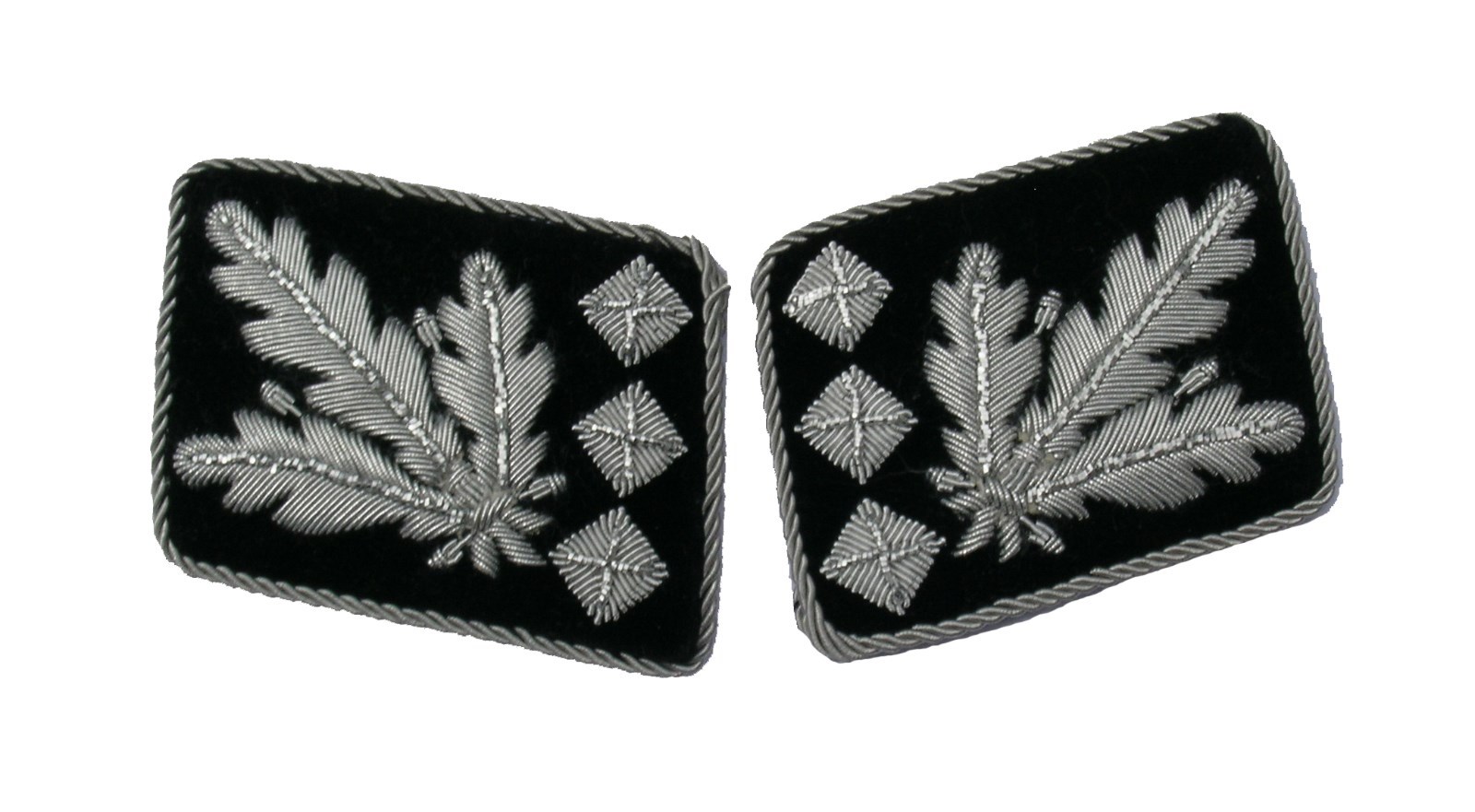 German WW2 Elite Unit Oberstgruppenfuhrer und Generaloberst Collar Tabs ...