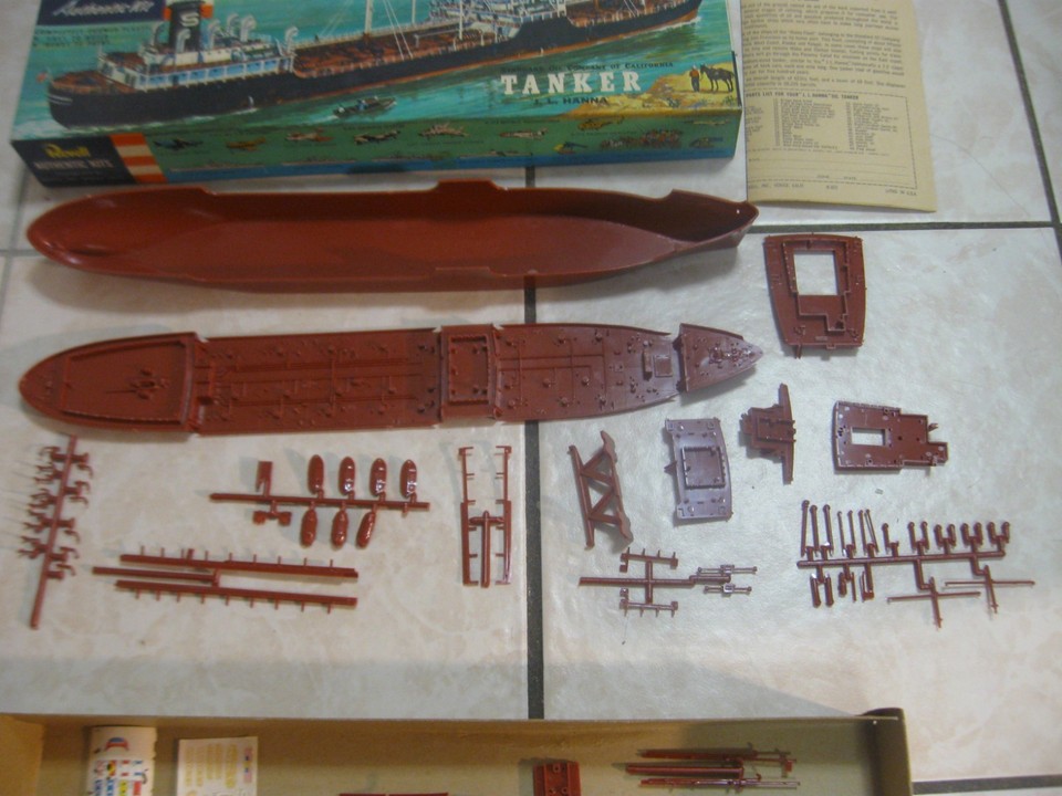 1956 VINTAGE REVELL STANDARD OIL COMPANY TANKER SHIP MODEL KIT IN THE ...
