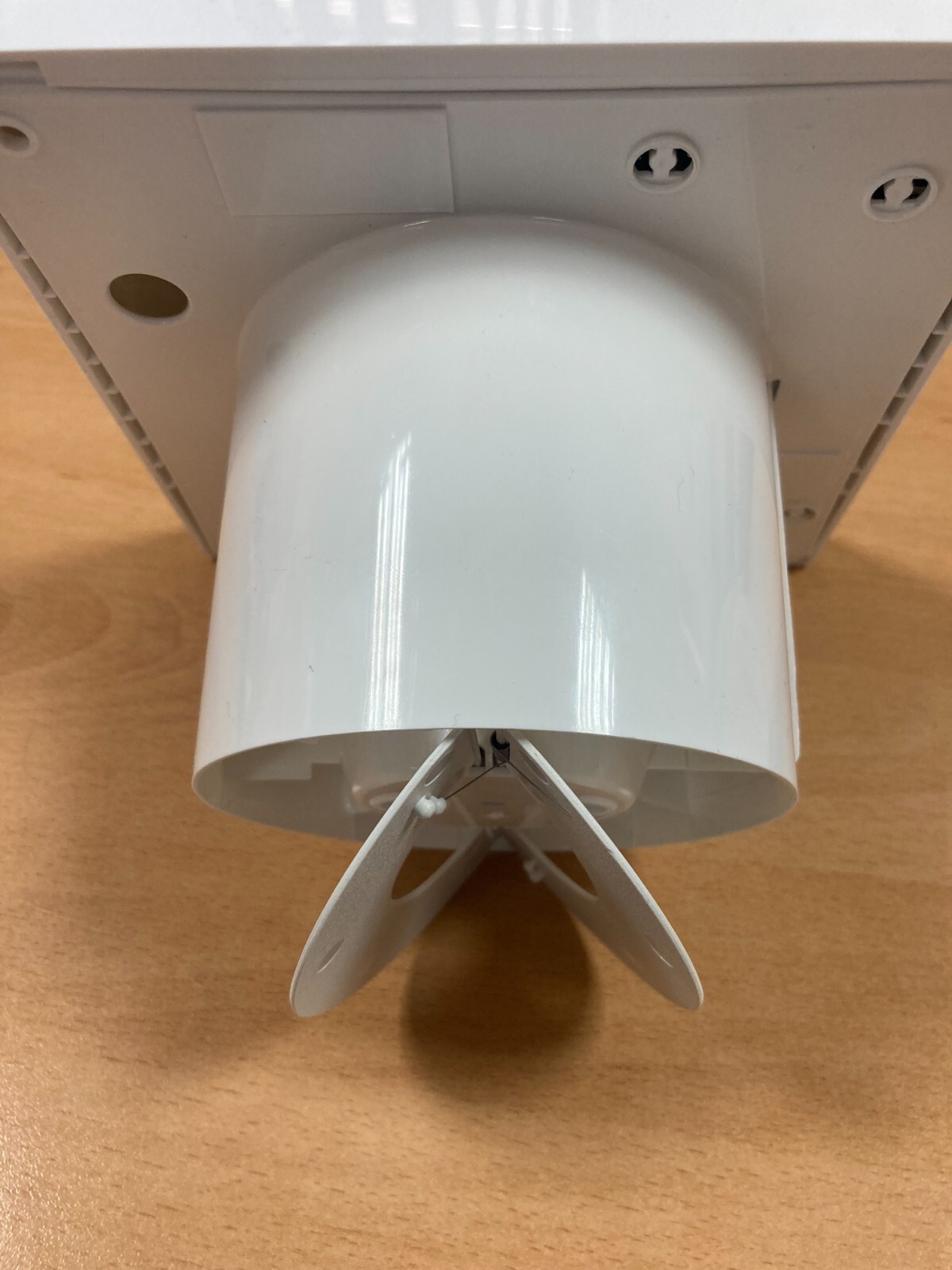 Bathroom Extractor Fan with Timer & Backdraught Shutters - Newlec ...