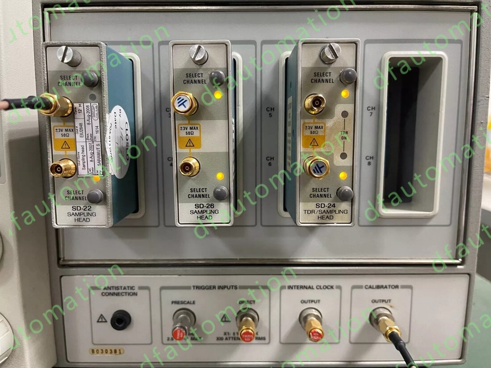 Tektronix 11801C Oscilloscop; Digital Storage, 50 GHz, 1 GS/s, 8 Chs PM ...
