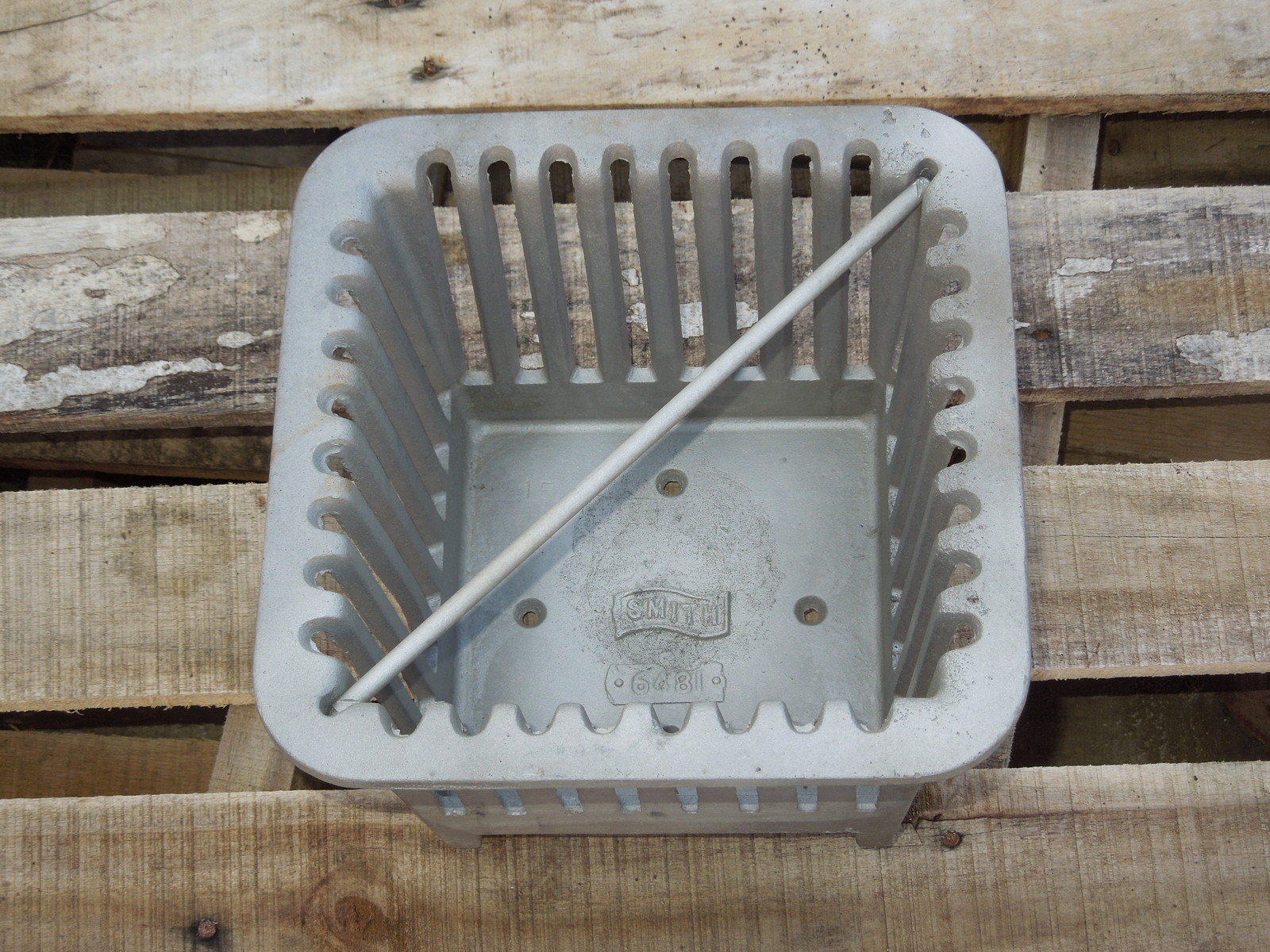 Lot of Six(6) 8-1/2" JAY R. SMITH ALUMINUM SEDIMENT BUCKETS | eBay