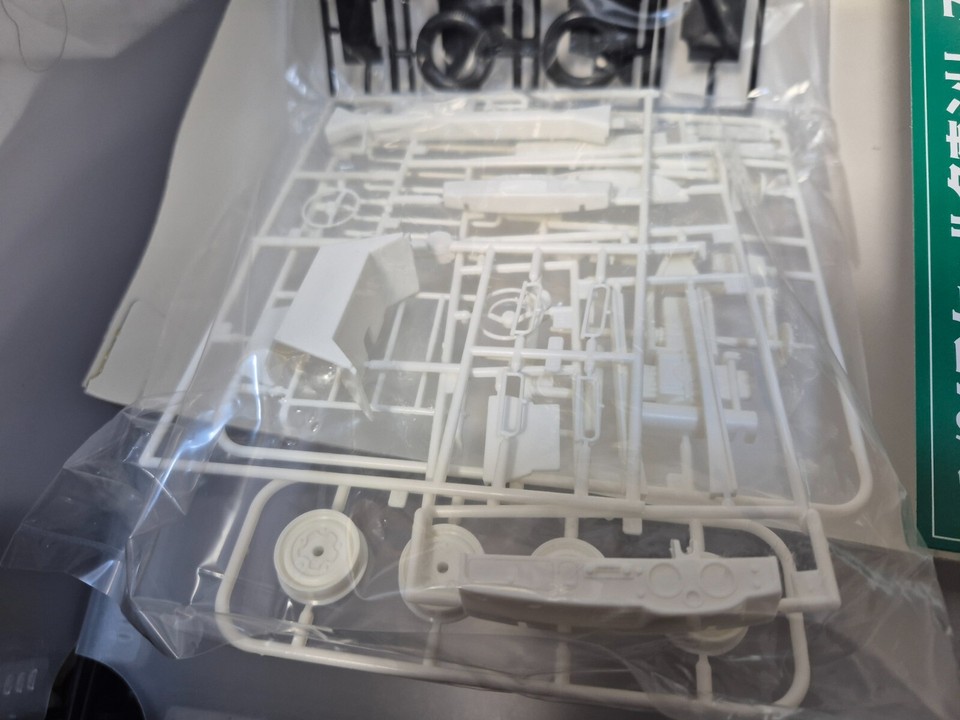 GUNZE SANGYO 1/24 Scale Volkswagen Karmann Ghia plastic model kit | eBay