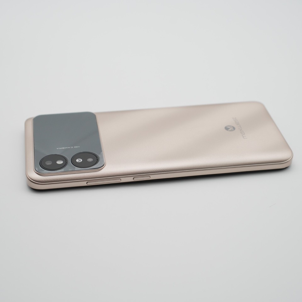 MaxWest Astro A65 32GB (GSM Unlocked) Dual SIM Android Smartphone ...