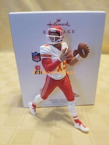 Hallmark 2019 Patrick Mahomes NFL Football Kansas City Chiefs Christmas ...