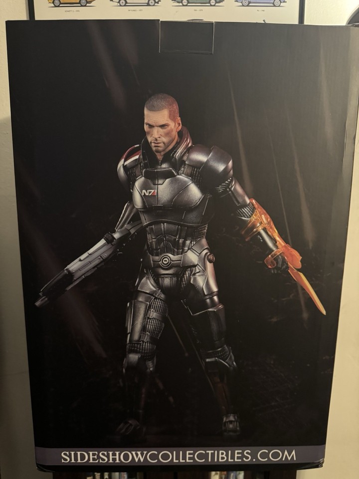 Sideshow Commander Shepard Mass Effect Premium Format Regular Statue ...