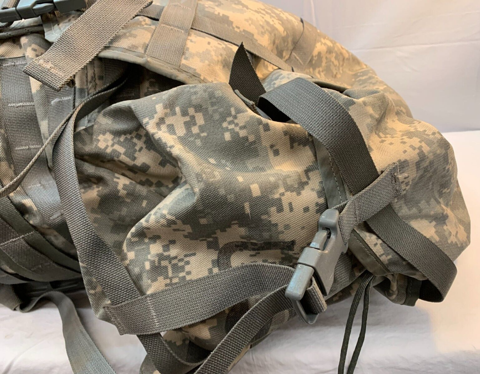 US Military Issue Army ACU Camouflage MOLLE II Large Ruck Sack Backpack ...