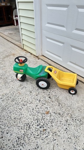 Little Tikes John Deere Green Tractor & Trailer Tricycle Ride On Toy ...