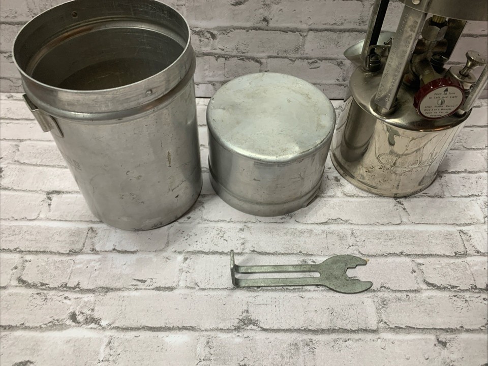 Vtg Coleman 530 Military Single Burner A-46 GI Pocket Stove w/Case ...