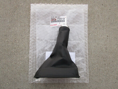 00-05 TOYOTA MR2 SPYDER CENTER CONSOLE MANUAL TRANS. SHIFTER BOOT BLACK ...