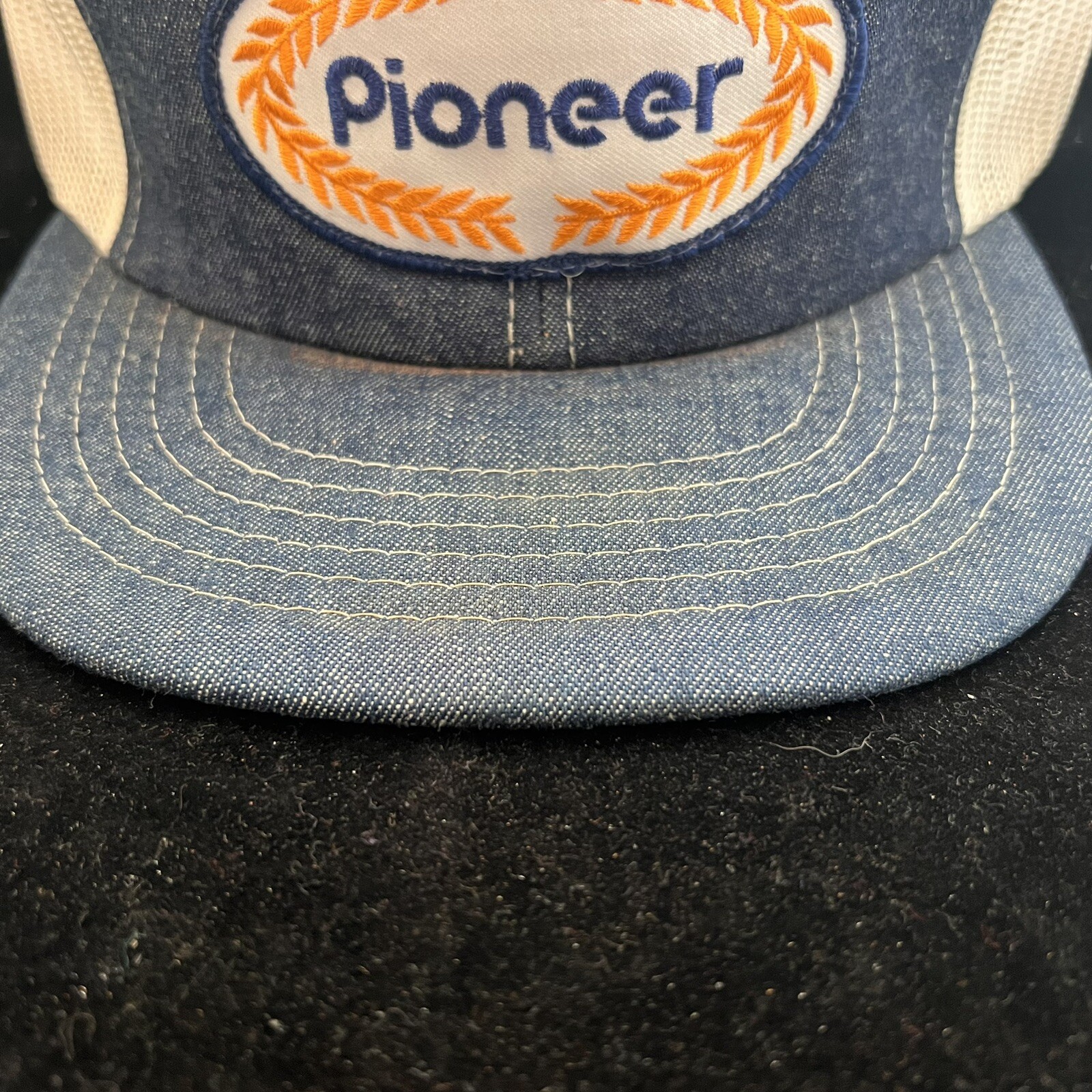 VINTAGE Pioneer Seed Hat Cap Blue White Snap Back Mesh Trucker Cardinal ...