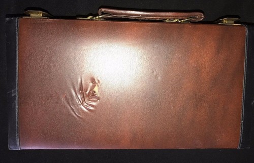 CASE OF GAMES TRAVEL SIZE CHECKERS DOMINOES CARDS CHESS BACKGAMMON NICE ...