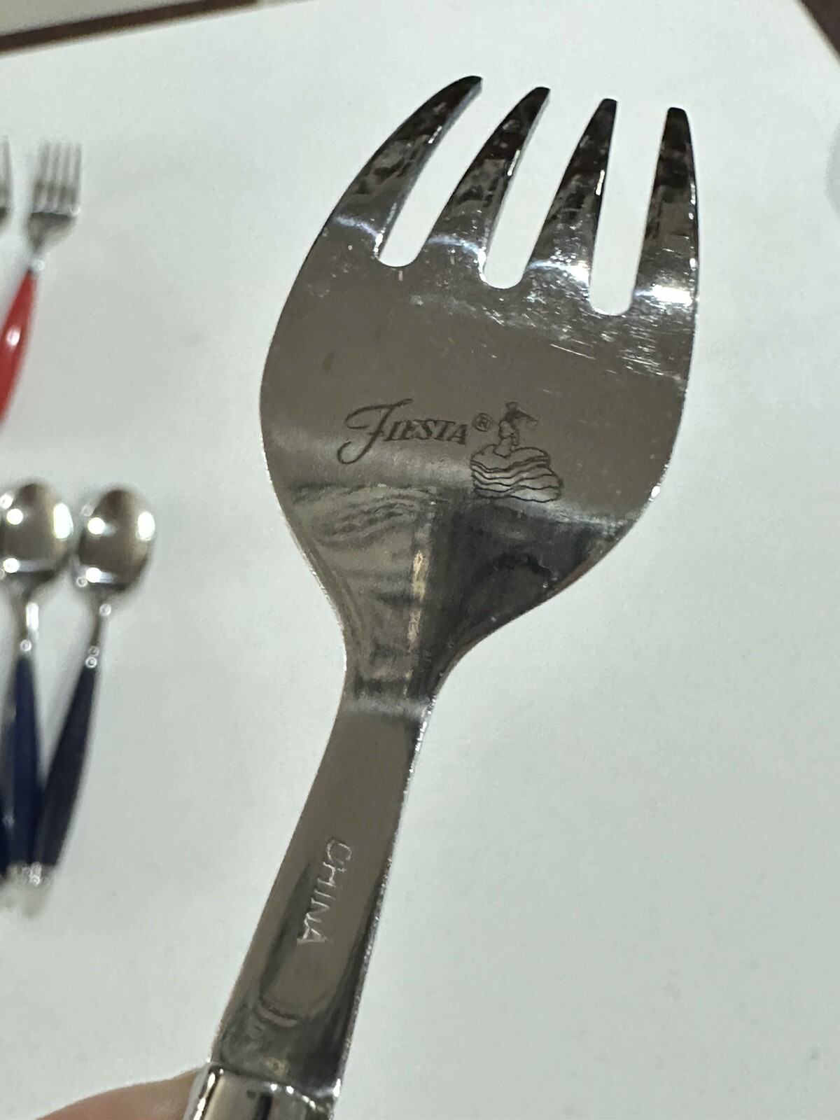 Fiesta Multicolor Flatware Silverware Dinnerware 14 Pieces Knives ...